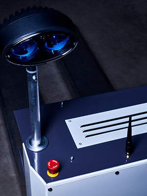 Autonomous mobile robots give logistics at a new edge I KNAPP AG