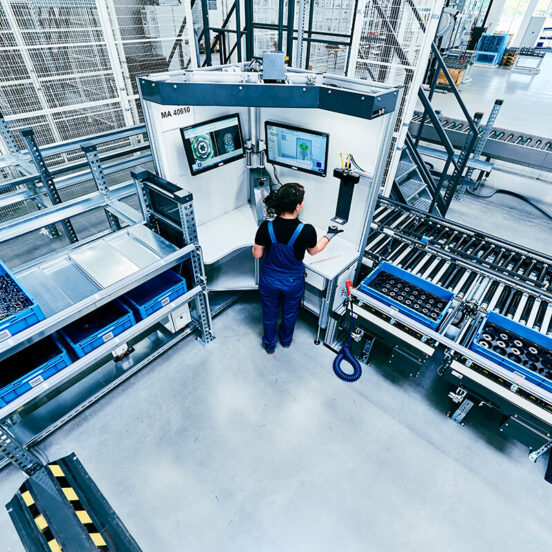 KNAPP | Smart manufacturing logistics through automation