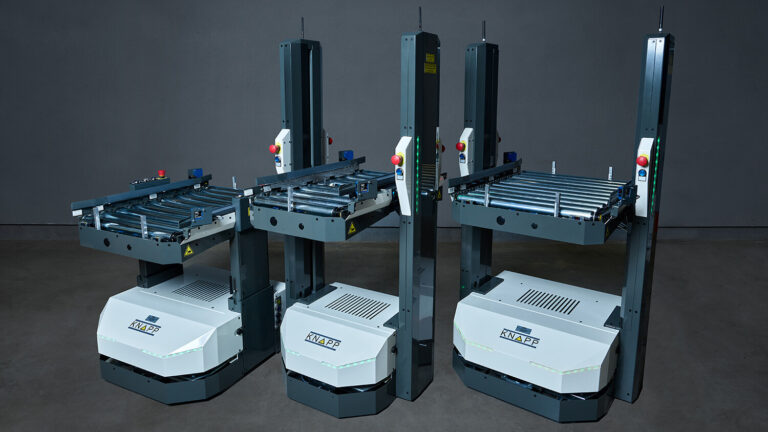 Fahrerloses Transportsystem (FTS) für Behältertransport I KNAPP