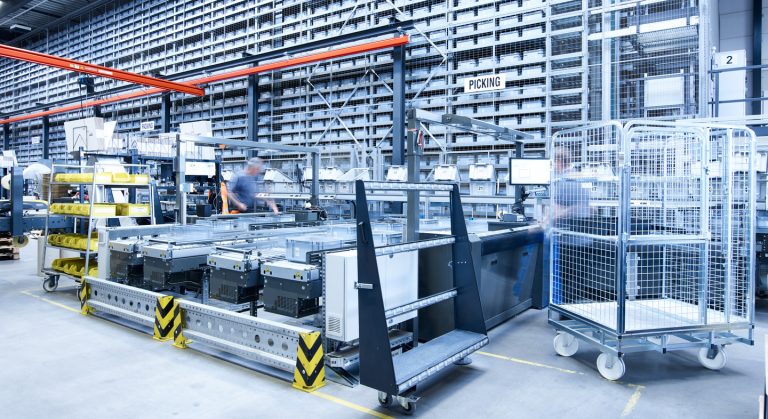 Terberg Installs Shuttle Storage System I KNAPP