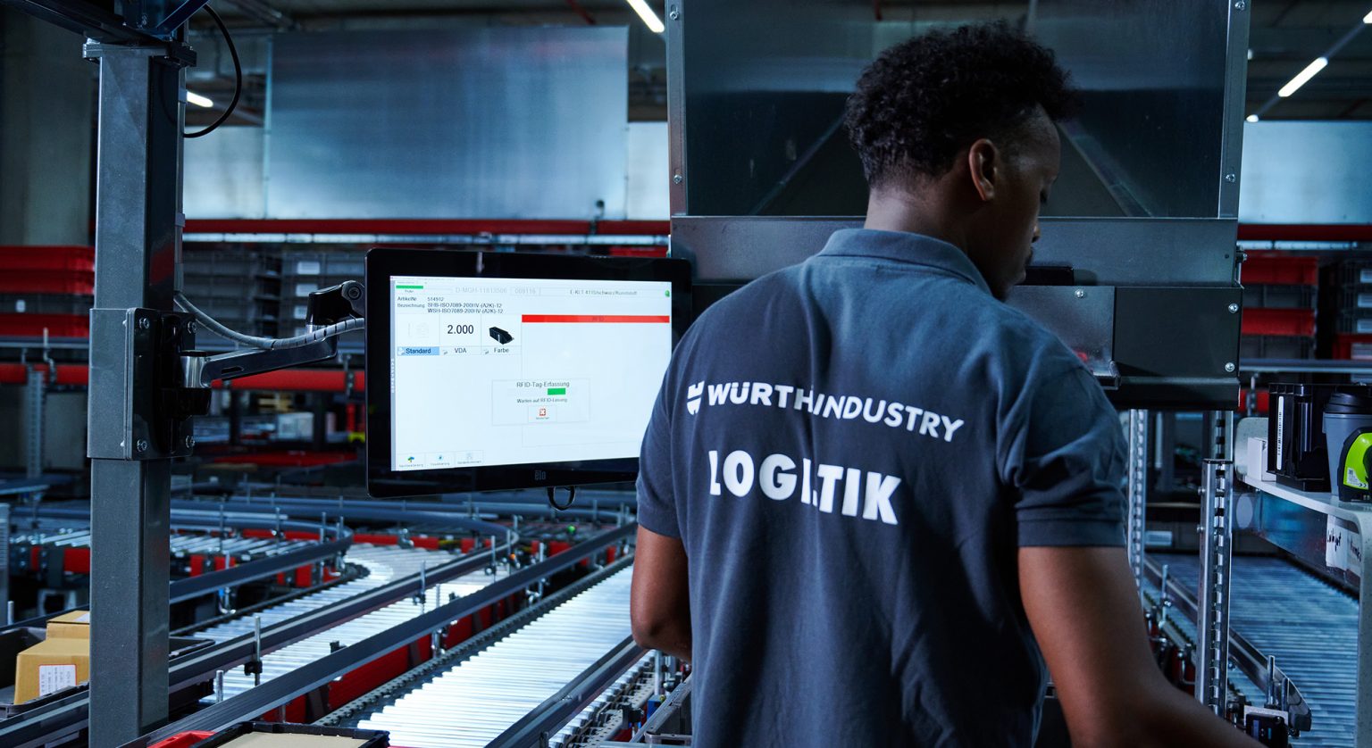 Intelligent automation in logistics at Würth | KNAPP
